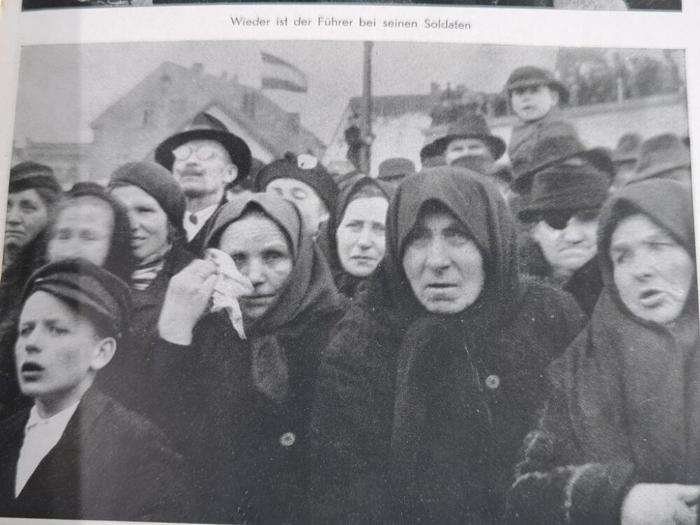 "Hitler in Böhmen-Mähren-Memel" Bildband, Heinrich Hoffmann, Berlin,