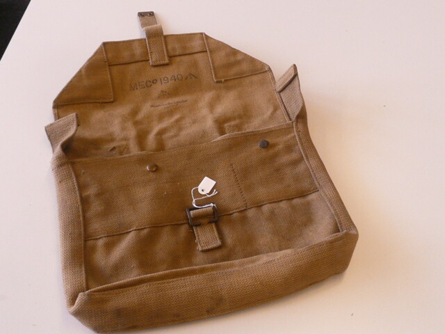 British 1940 dated Officers haversack, 55,00