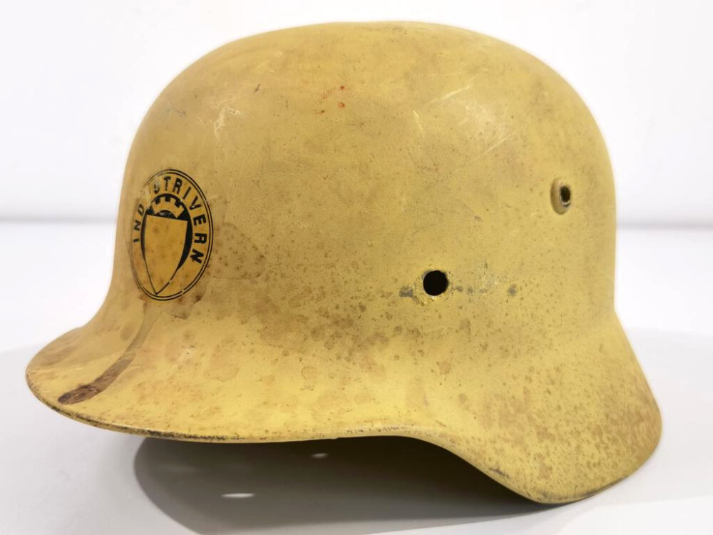 Stahlhelmglocke Wehrmacht Modell 1935, Hersteller Q64, vom norwegisch