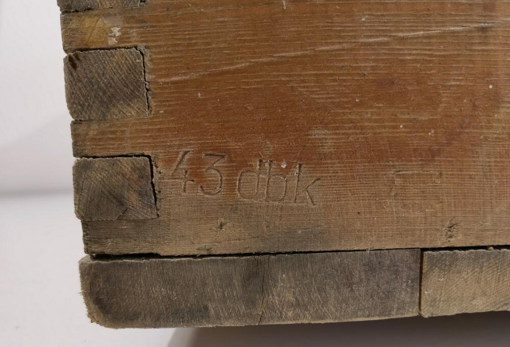 Transportbehälter für 15 Flaschen Eismine der Wehrmacht. Ungereinigte