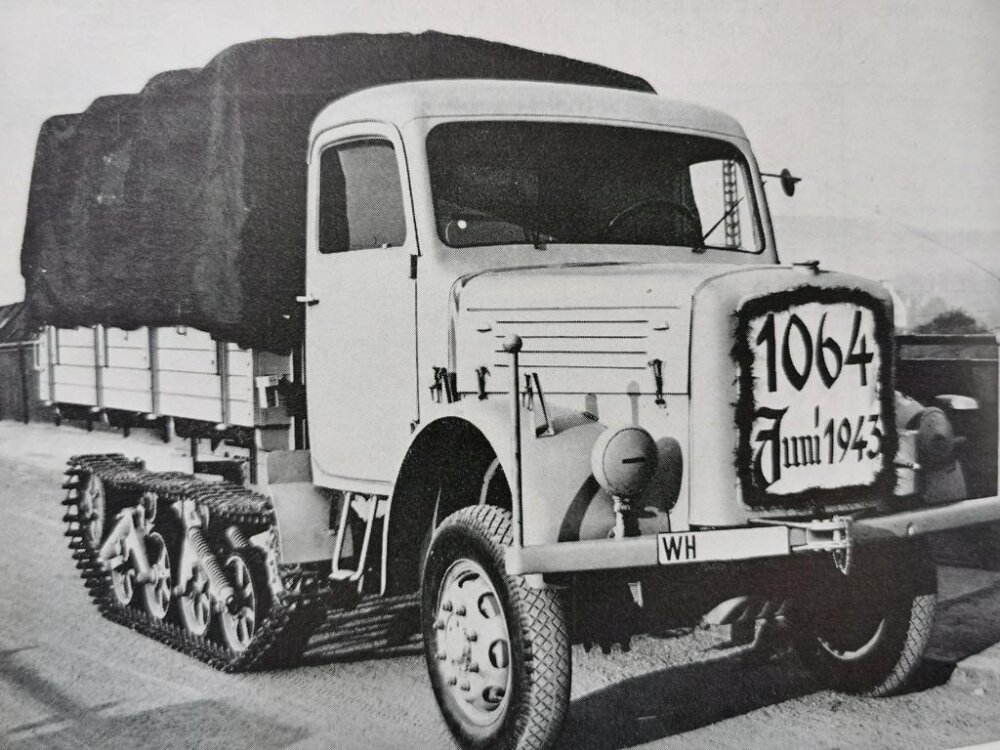 "Kraftfahrzeuge und Panzer der Reichswehr, Wehrmacht und Bundeswehr"