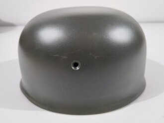 Glocke und Polster für einen Fallschirmjäger Stahlhelm der Wehrmacht.