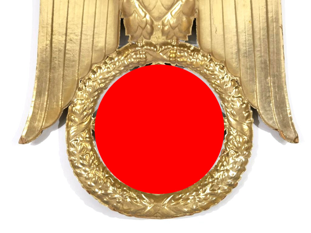 Grosser Parteiadler für Saalschmuck. Lackierte Pappe, Rückseitig mit