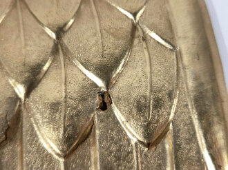 Grosser Parteiadler für Saalschmuck. Lackierte Pappe, Rückseitig mit