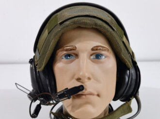 NATO "Combat Vehicle Crewman’s Helmet" Gentex Helmsystem DH 152/G. Us