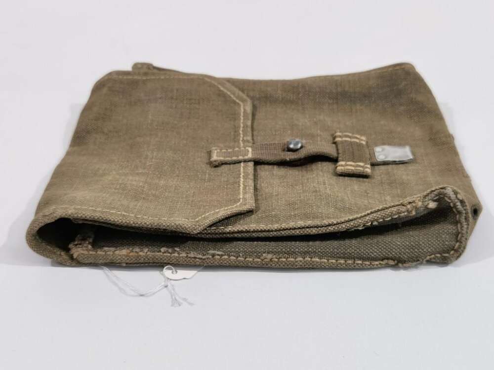 Magazintasche für die Maschinenpistole Steyr Solothurn der Wehrmacht.