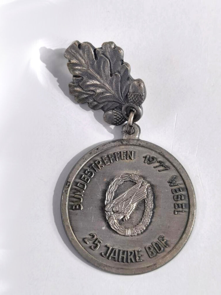 Bund Deutscher Fallschirmjäger, Abzeichen anlässlich des Bundestreffe