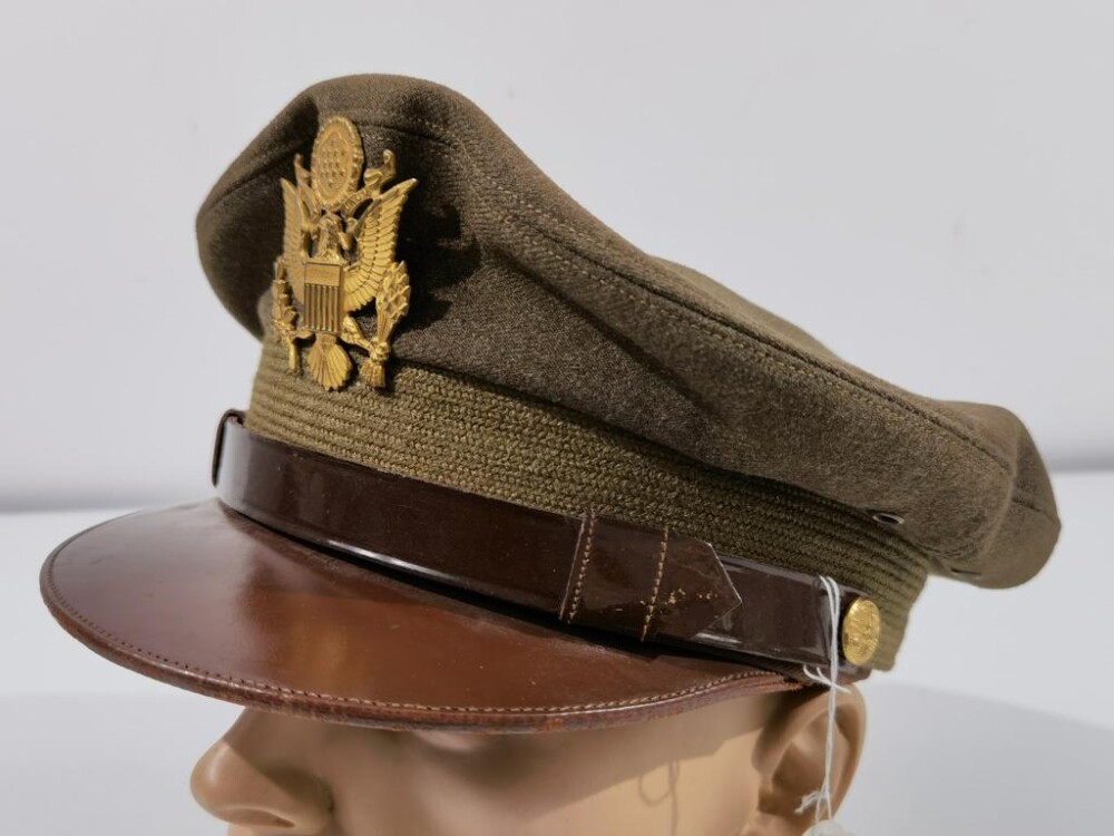 U.S. WWII Officers service cap, size 7 , Good condition, 200,00