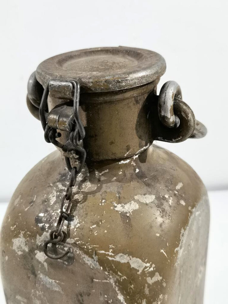 5 Liter Trinkwasser Kanne Wehrmacht. Originallack, Verschluss gängig,