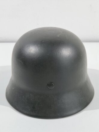 Waffen SS, Stahlhelm Modell 1940. ET64, das Abzeichen ist ein origina