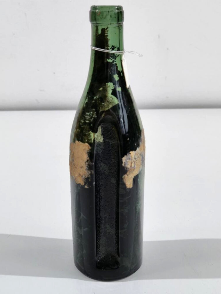 Brandflasche der Wehrmacht, guter Zustand. Ungereinigt, das Etikett