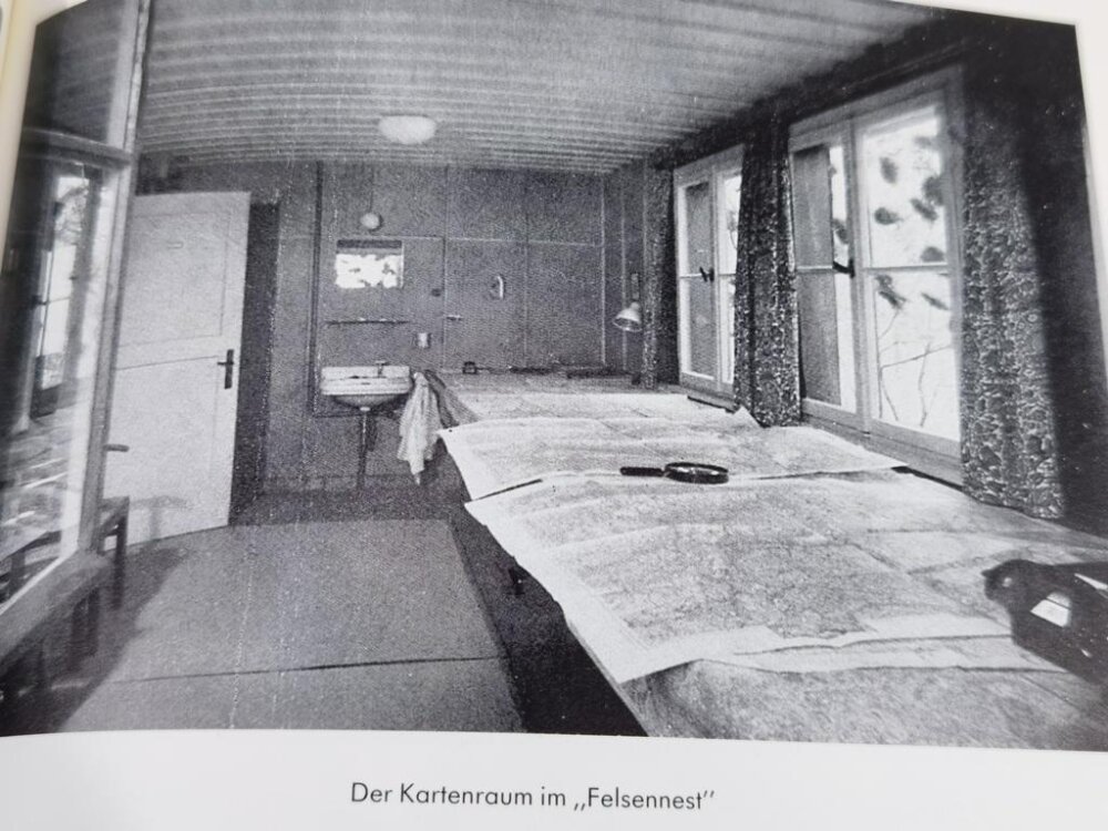 "Adolf Hitler in Bilddokumenten seiner Zeit" Band 5 Hitler abseits vo