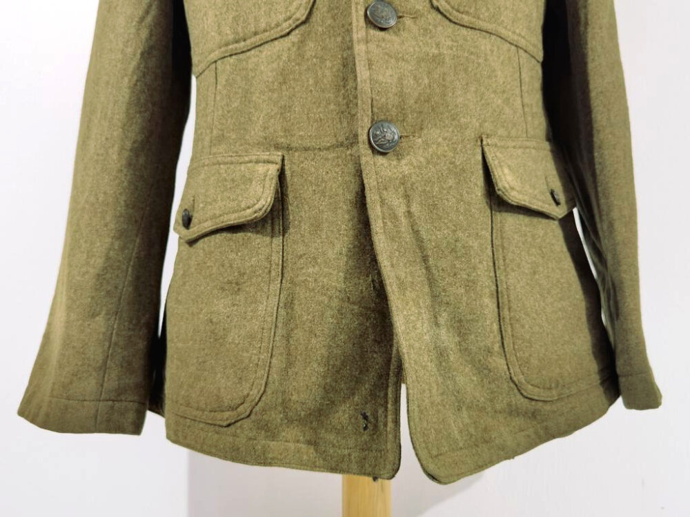U.S. WWI AEF Model 1917 Tunic, member of 32nd " red arrow" Division.