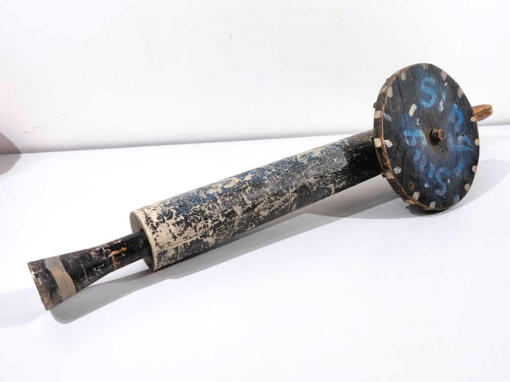 U.S. WWI, Lewis machine gun , made from wood for training. Original p