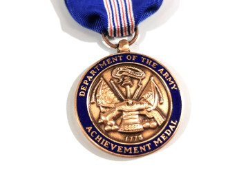 U.S. Army Achievement medal set, 35,00