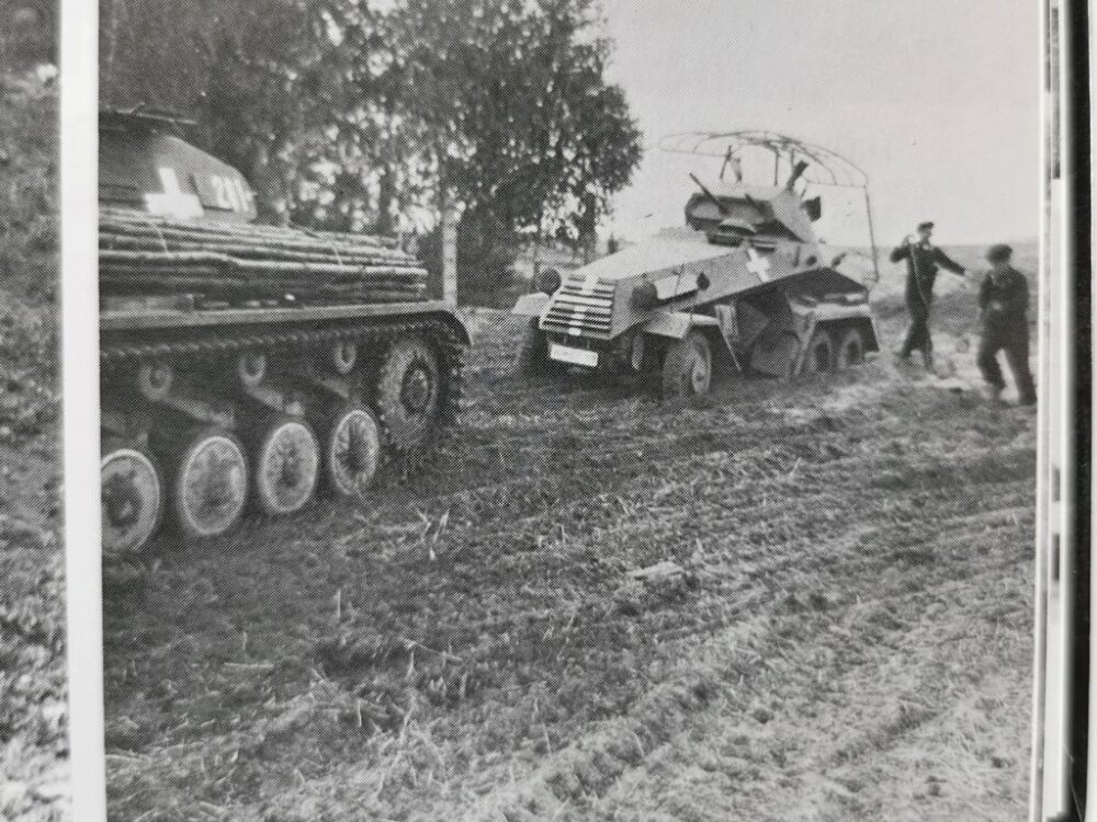 Die 1. Panzer-Division 1935 - 1945, 200 Seiten, 17,7 x 24,6 cm, gebra