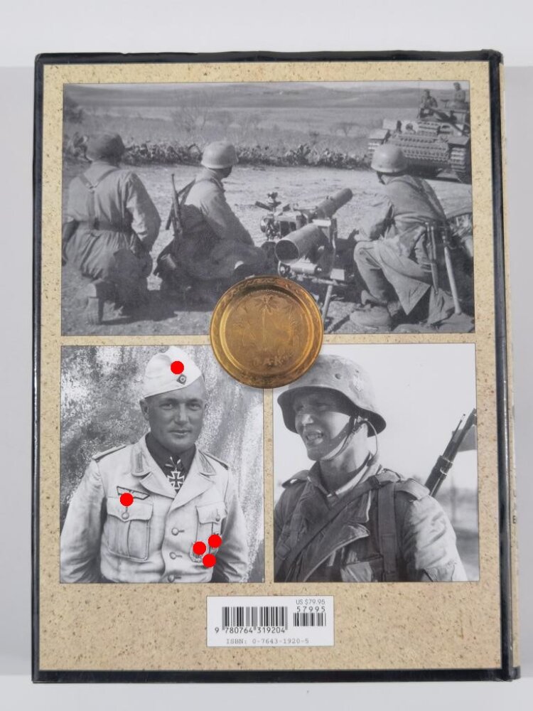 "Afrikakorps, Army, Luftwaffe, Kriegsmarine", 339 Seiten, über DIN A4