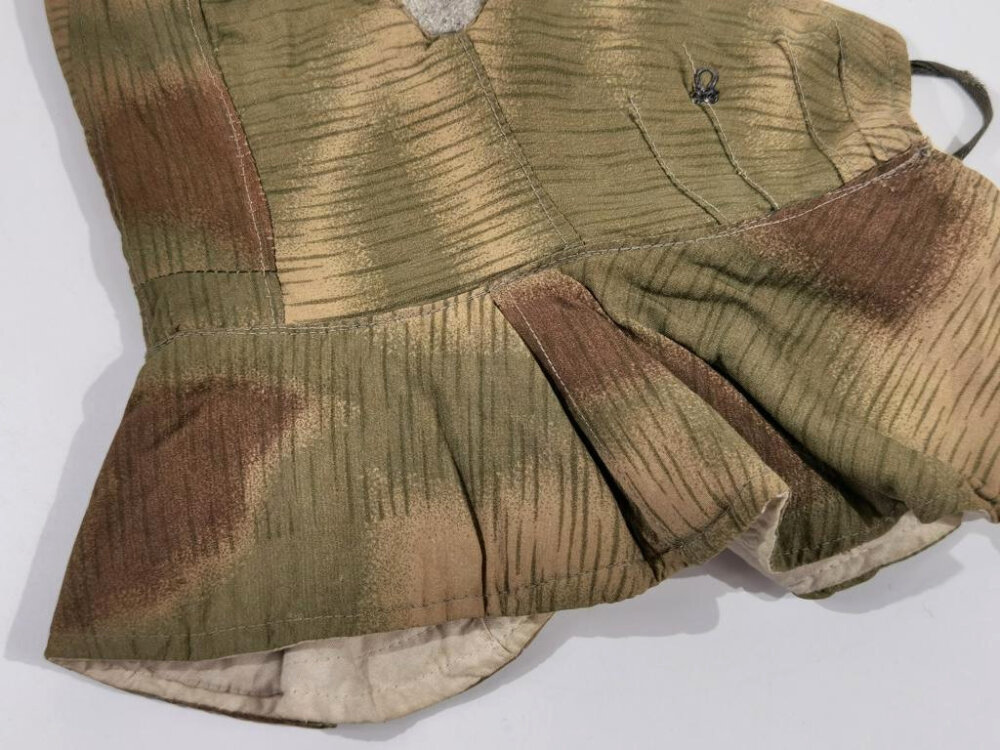 Winterkopfhaube Wehrmacht, Sumpftarn auf weiß wendbar, 400,00