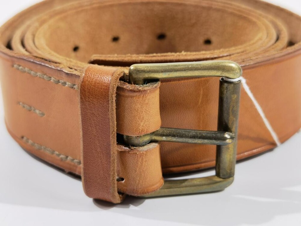 Ledernes Koppel mit Messingschließe, vermutlich Schwedische Armee. Ge