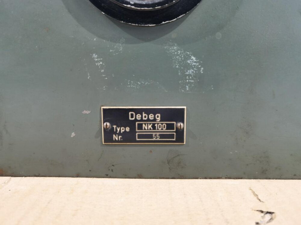 Kriegsmarine Gleichrichter / Netzteil Debeg Type NK 100 . gehäuse feh
