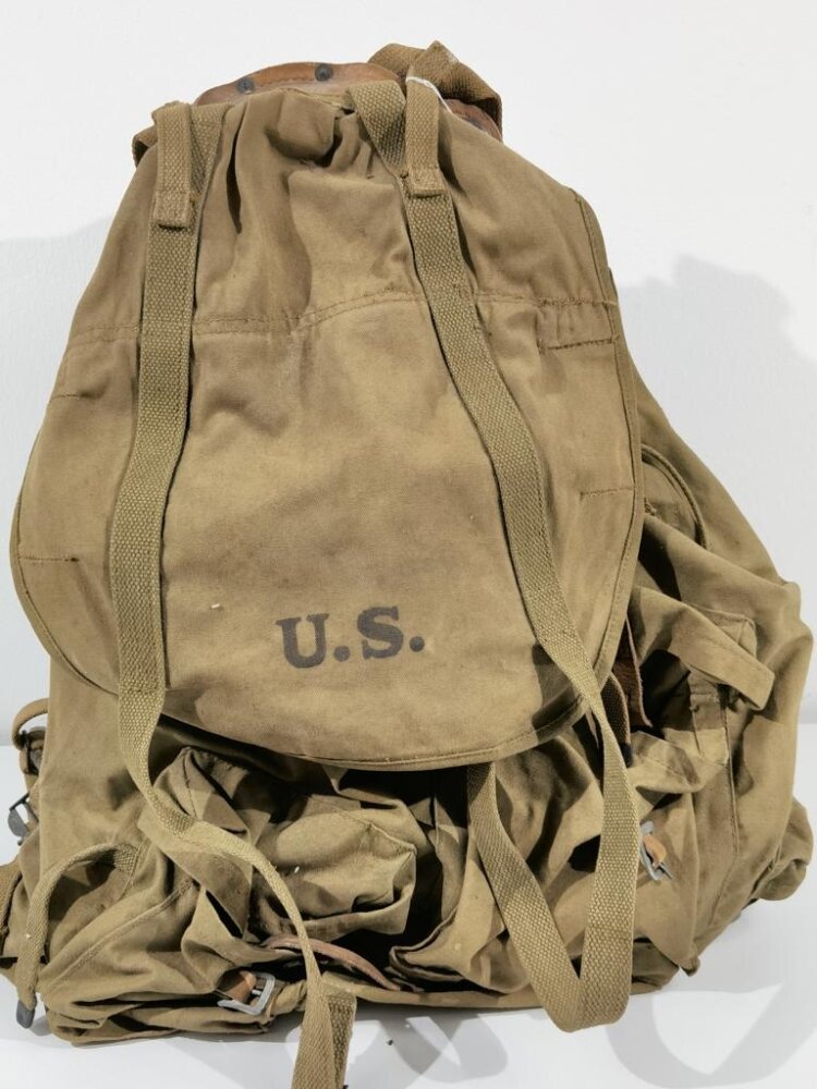 U.S. Army Modell 1942 Mountain Backpack, dated 1942. Used, uncleaned,