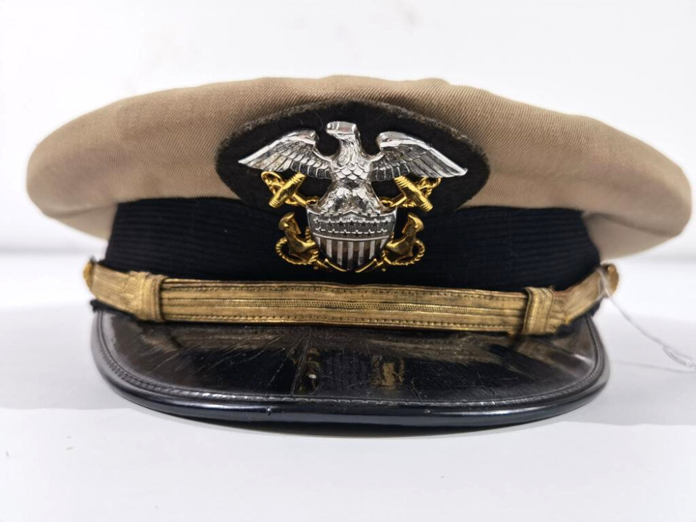 U.S. Navy WWII tan officers service cap. Good condition, size 58, 220
