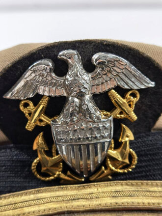 U.S. Navy WWII tan officers service cap. Good condition, size 58, 220
