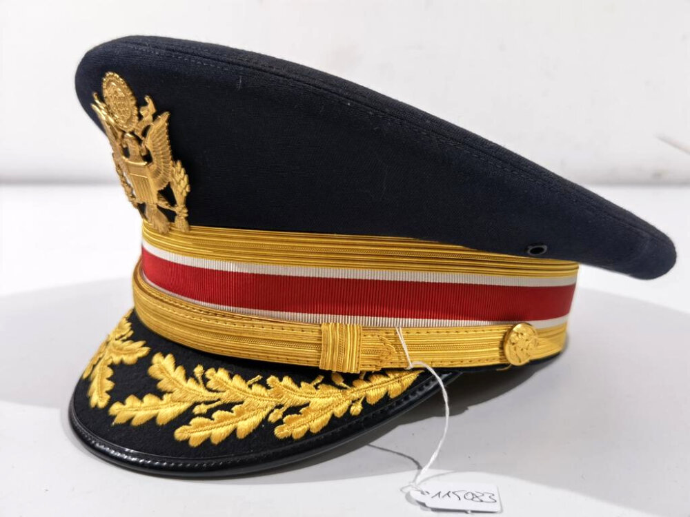 U.S. Air Force officers service cap.Very good condition, size 56, 175