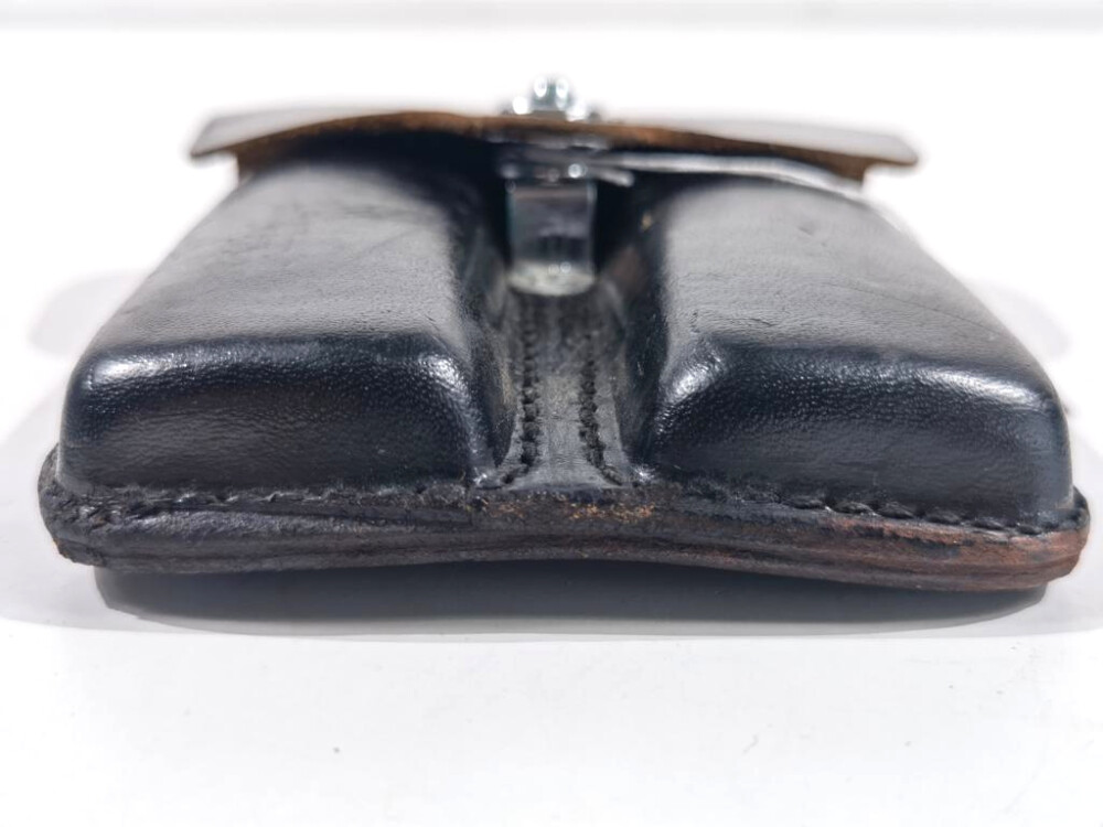 U.S. 1961 dated Military Police Magazine pouch, 35,00