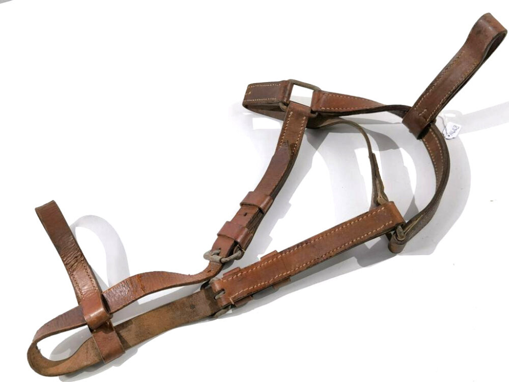 Stallhalfter Wehrmacht, datiert 1944, 185,00