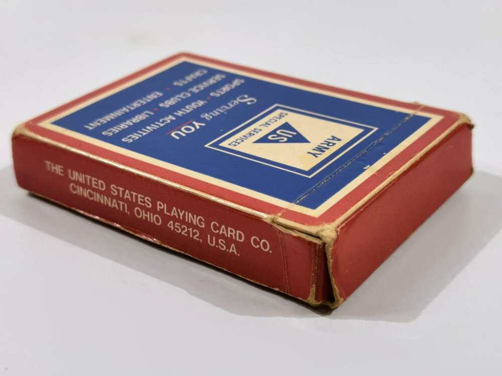 U.S. Army Special Services Regular playing cards, 15,00