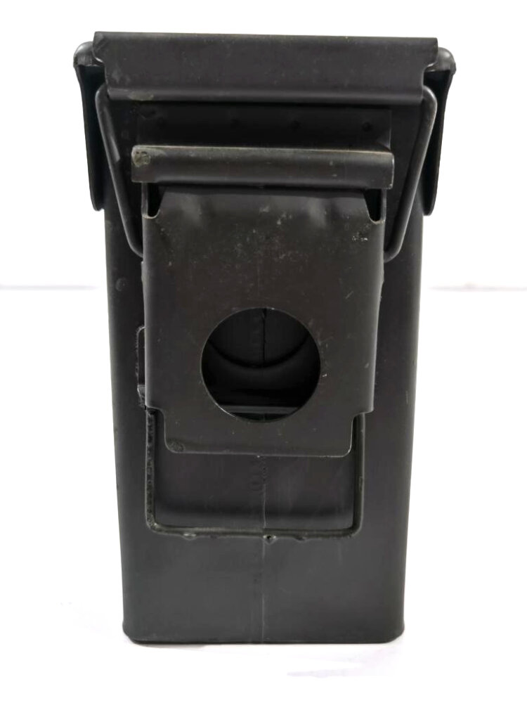 U.S. Ammunition box for MG M60. Original paint, 30,00