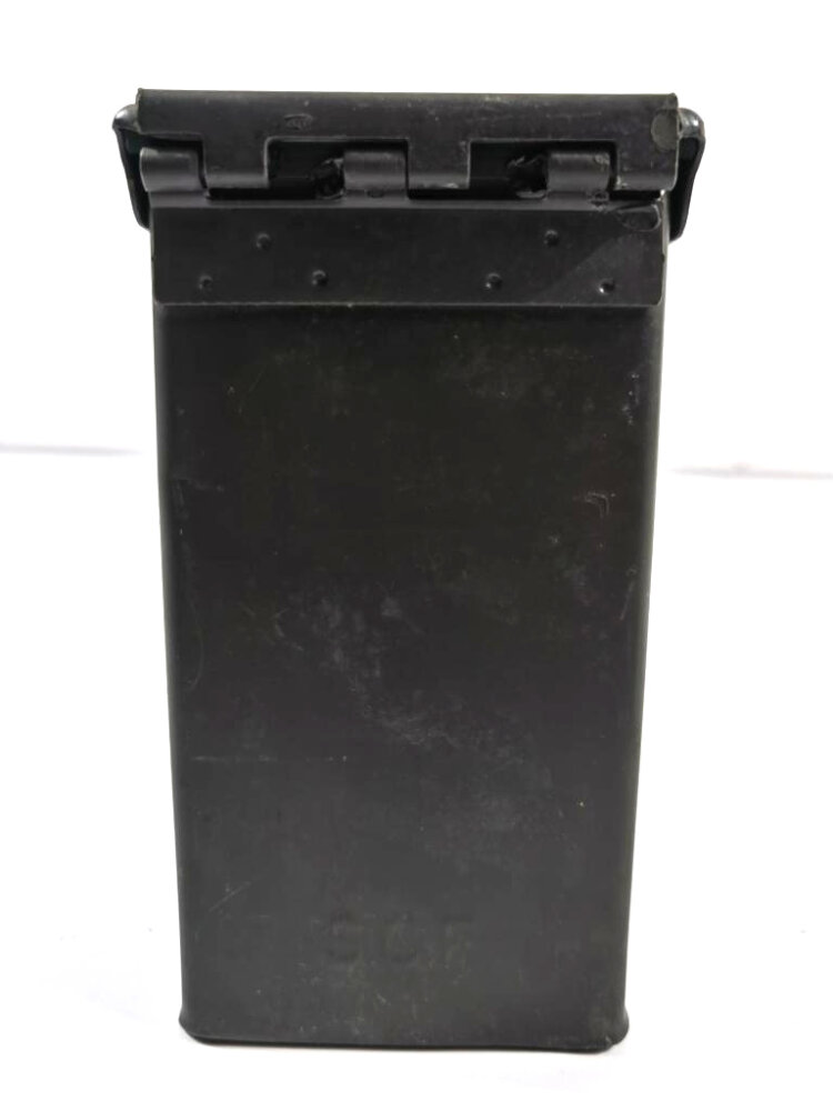 U.S. Ammunition box for MG M60. Original paint, 30,00