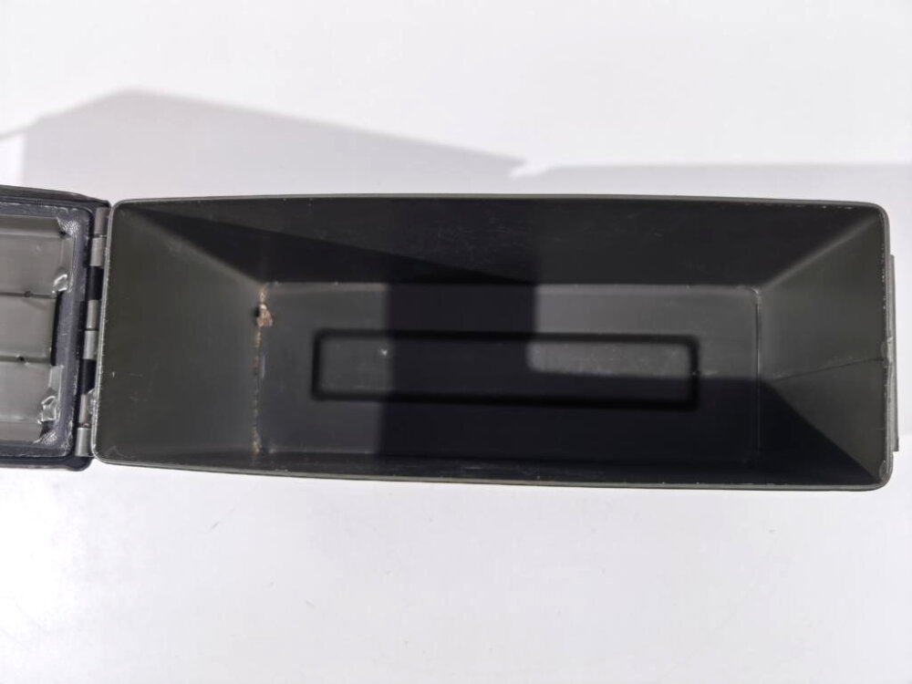 U.S. Ammunition box for MG M60. Original paint, 30,00