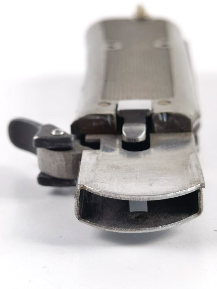 Bundeswehr Kappmesser (Fallmesser), zerlegt nach den gesetzlichen Bes