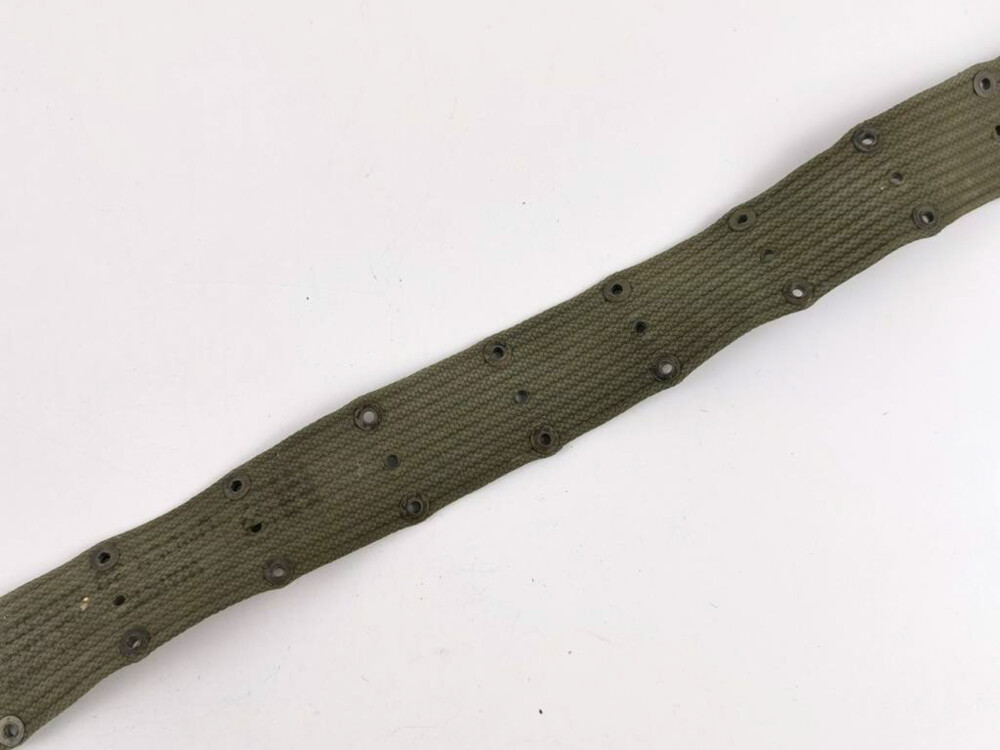 U.S. Army M-1956 Equipment belt ( pistol belt ) Horizontal Weave, mea