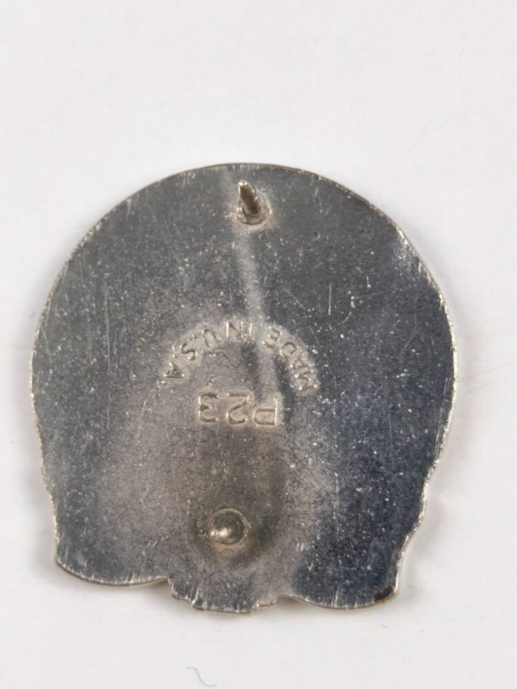 US Army Unit Crest: 565th Engineer Battalion - Motto: OVER ALL OBSTAC