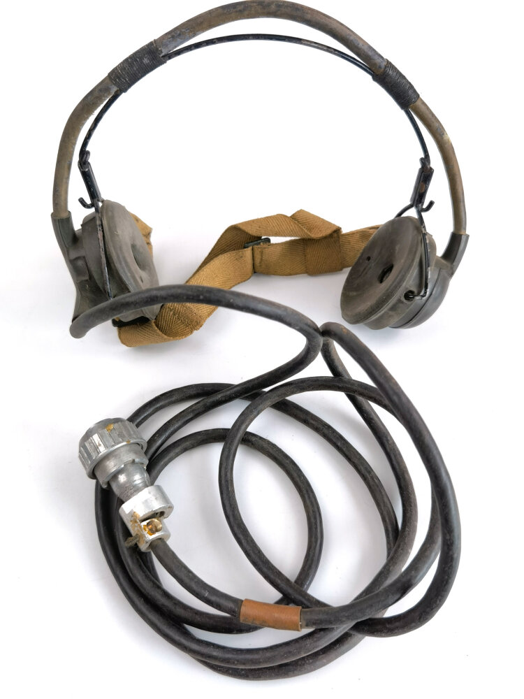 British head set, untested, 40,00