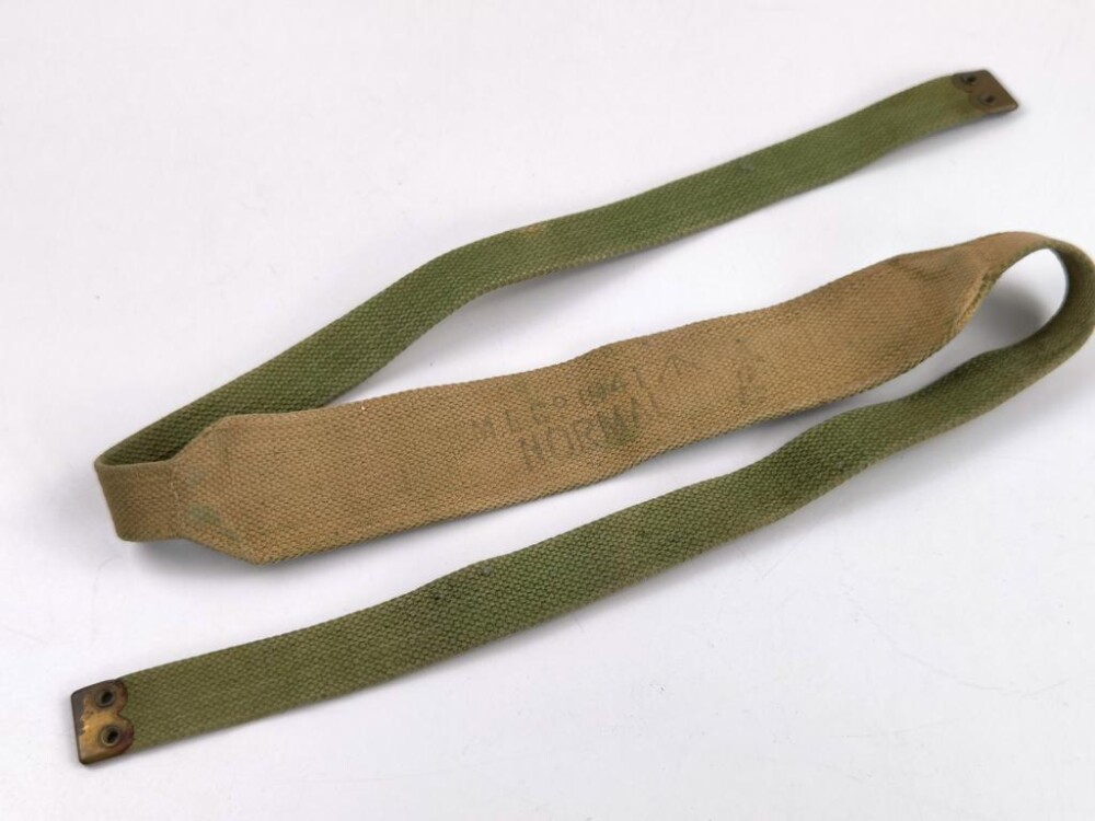 British Pattern 1937 general purpose strap, dated 1941, "Normal" leng