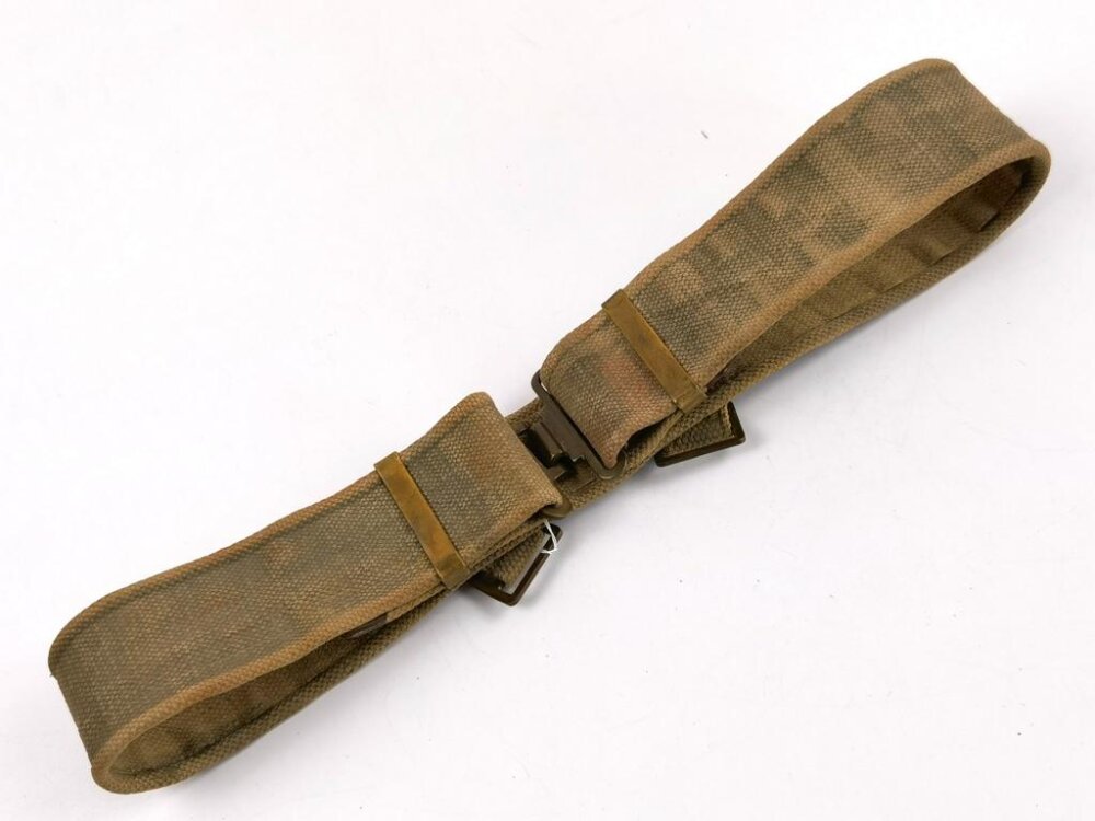 British Pattern 37 belt, lenght as is 90cm, 20,00
