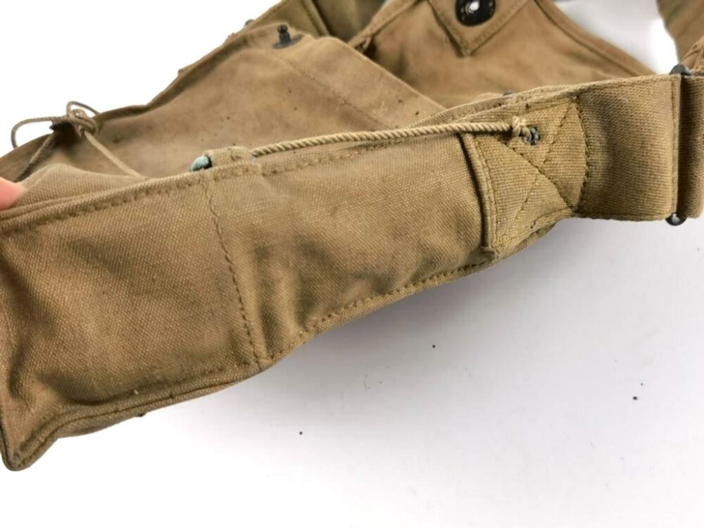U.S. WWI, gasmask in bag , model CEM ( Corrected english model) tube