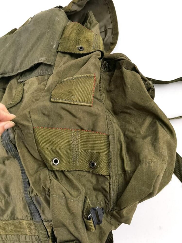 U.S. Army Alice pack / field pack LC-1. used, good condition, no fram