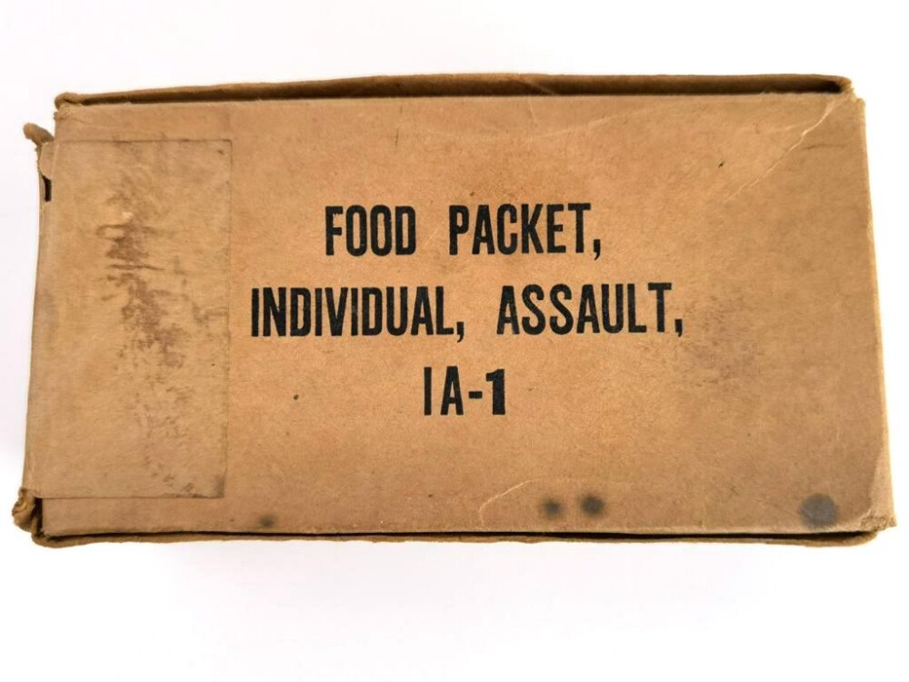 U.S. most likely 1950´s "Food packet, individual, assault IA-1" carto