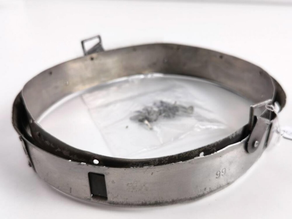 Teil eines Stahlhelm Innenfutter M35 der Wehrmacht. der Innere Ring m