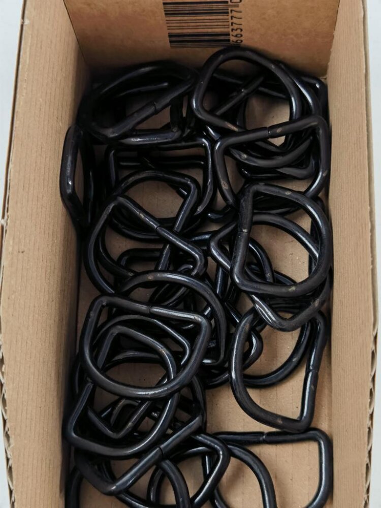 Grosser D-Ring Wehrmacht. Eisen, schwarzer Originallack, 52mm Breite