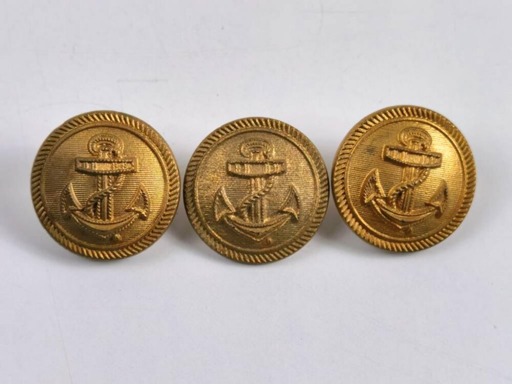 Kriegsmarine, 3 Stück Uniformknopf 25mm "JFS 1942" aus Glas, 20,00