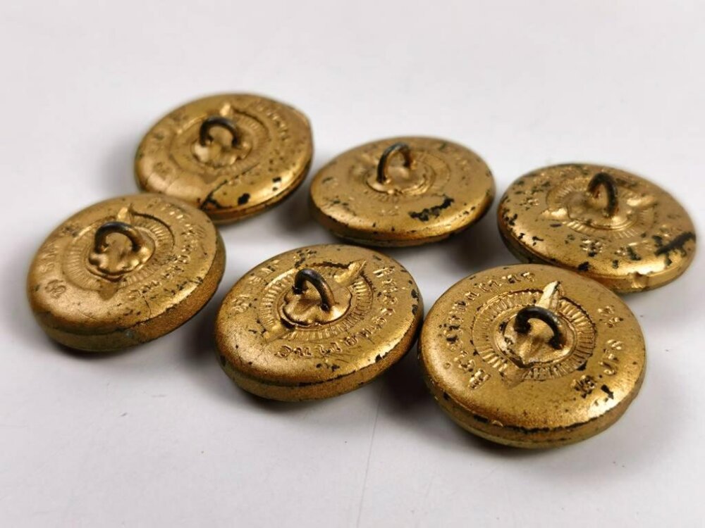 Kriegsmarine, 6 Stück Uniformknopf 25mm "JFS 1942" aus Glas, 40,00