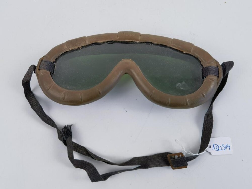 U.S.Army Air Force WWII, Goggles, Polaroid, all purpose, Type 1021. U