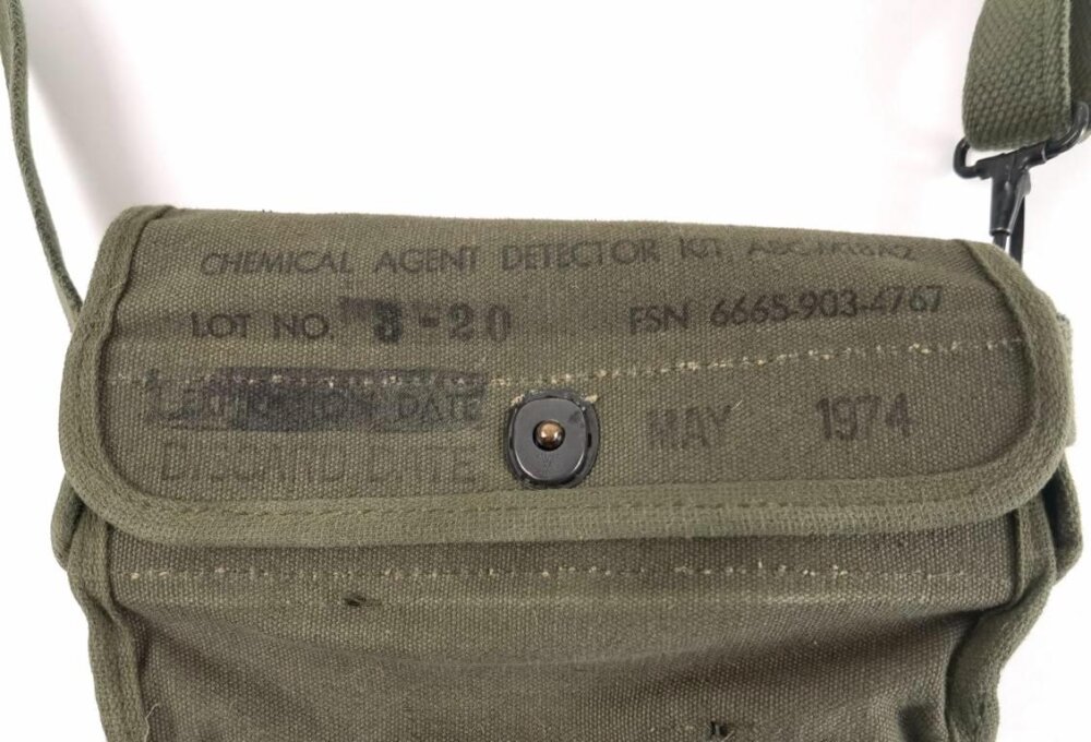 U.S. Army 1974 dated Chemical Agent detector kit, 60,00
