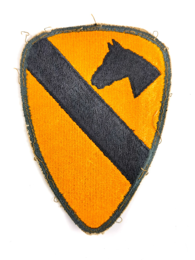 U.S. WWII , shoulder patch 1st Cavalry, uniform removed, 30,00